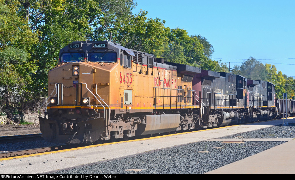 UP 6453, CP's Tomah Sub.